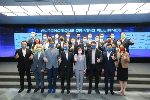 [Post-event] Smart Mobility Summit: A 5G Perspective - Automotive Platforms and Application ...